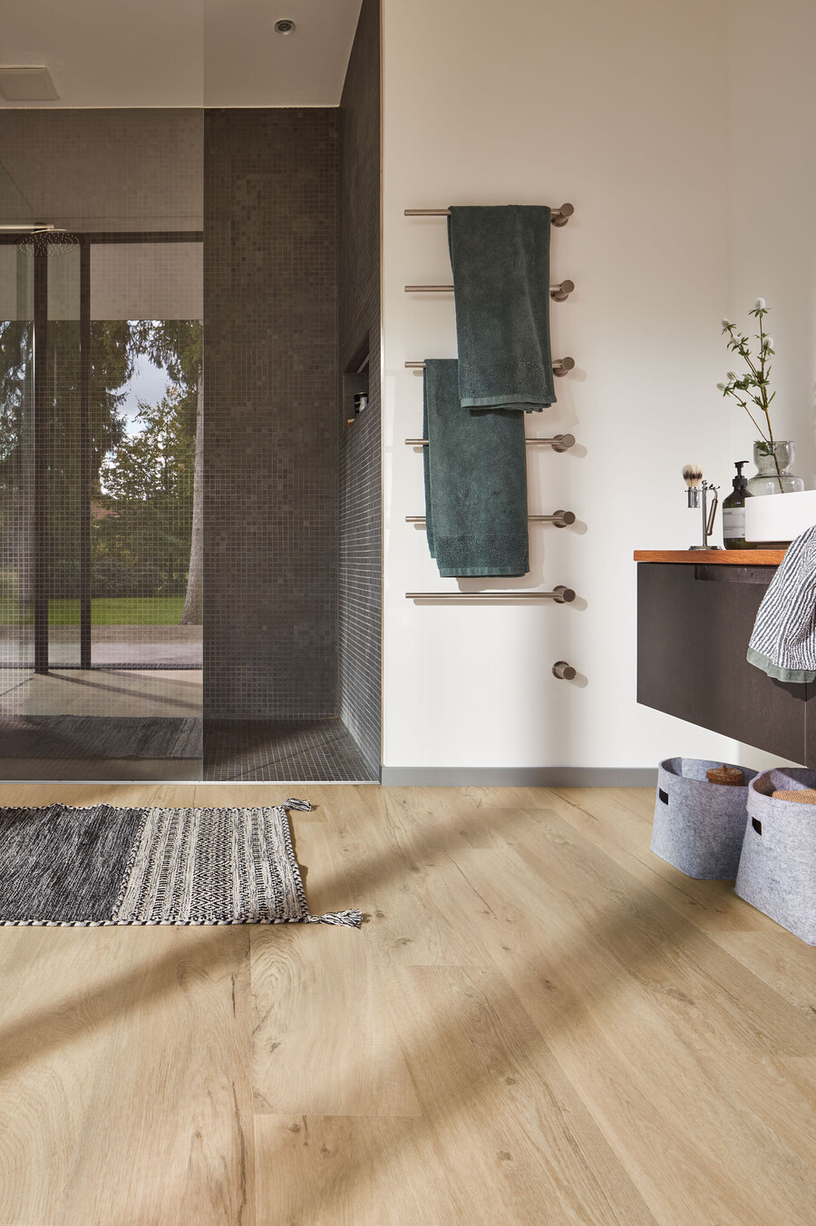 Le sol design de MEISTER pour un habitat sain et beau