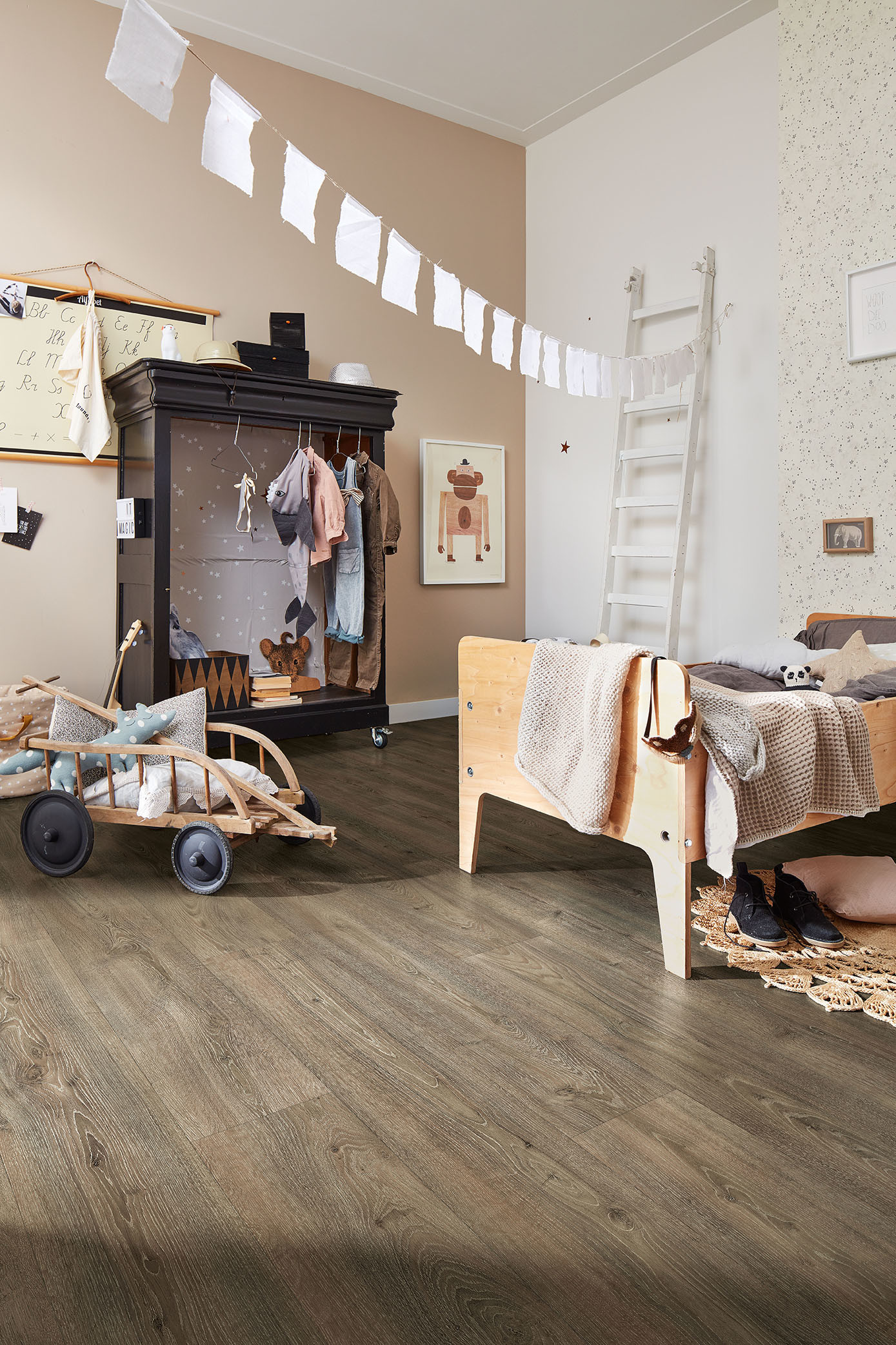 Old but gold – Why vintage and shabby chic are perennial favourites